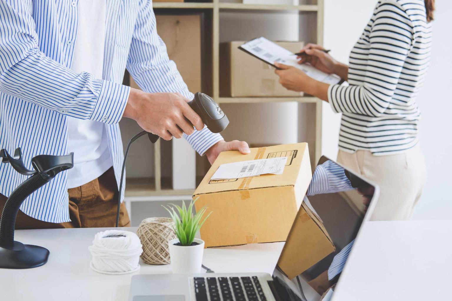 Shipping Labels | Buy Wholesale & Bulk Shipping Labels Online - Premium ...